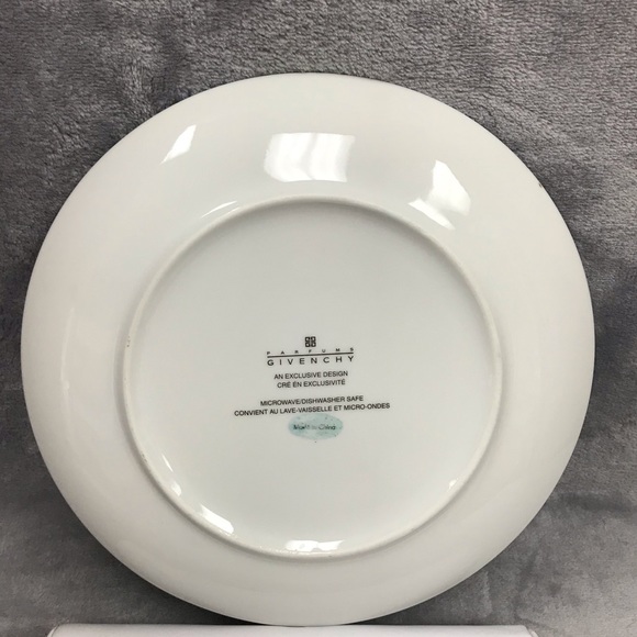 Givenchy | Dining | Givenchy Les Fleurs De Parfume Plate Vgc Blue Firm ...